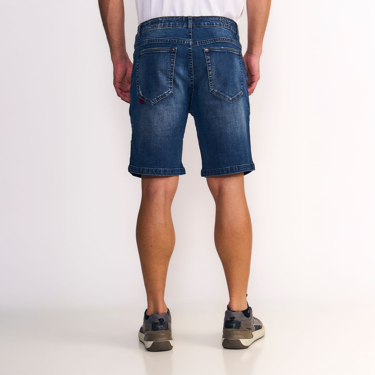 Short Rock 71 Hombre Med Blue Destroyed Emboss - ELLUS | Tienda Online